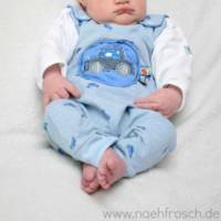 Baby Strampler nähen: Das ist Baby Alex erster Strampler